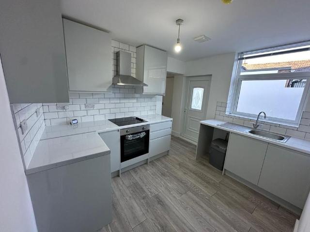 2 bedroom cottage to rent