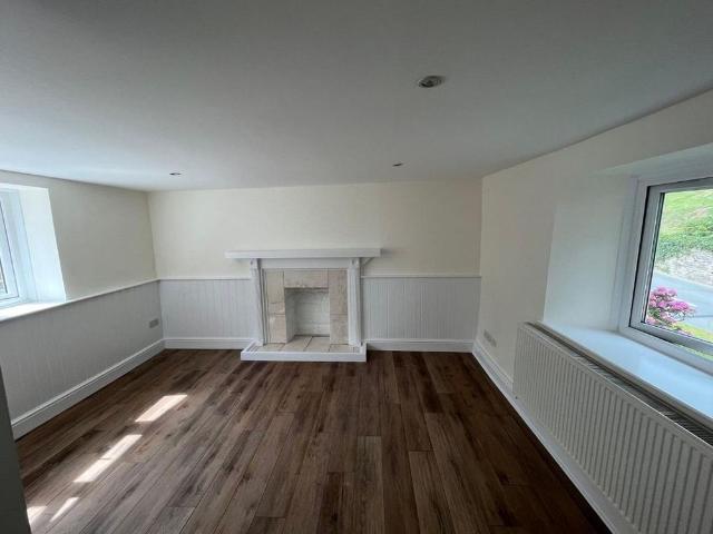 2 bedroom cottage to rent