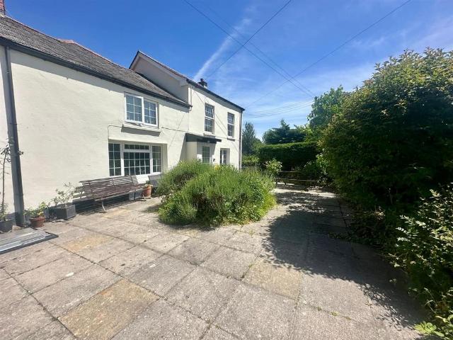 2 bedroom cottage to rent