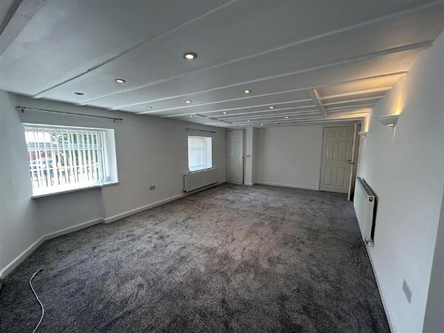 2 bedroom cottage to rent