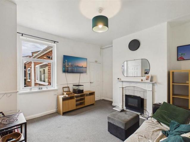 2 bedroom cottage to rent