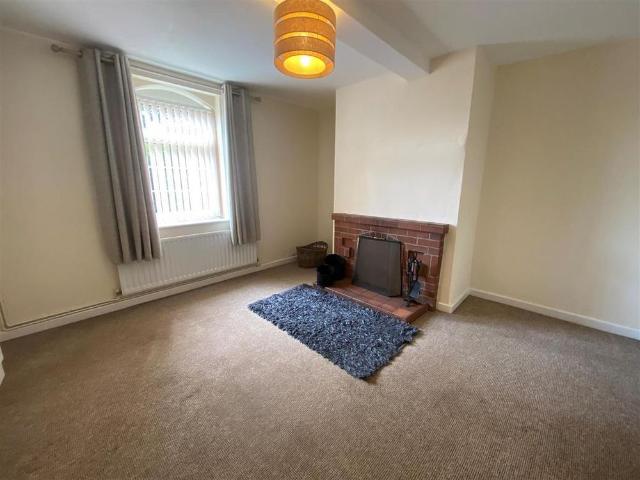2 bedroom cottage to rent