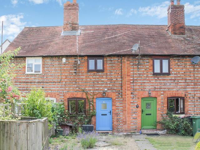 2 bedroom cottage to rent