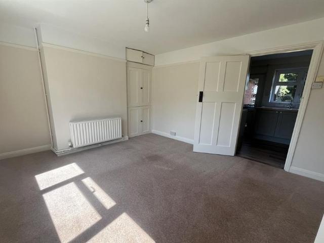 2 bedroom cottage to rent