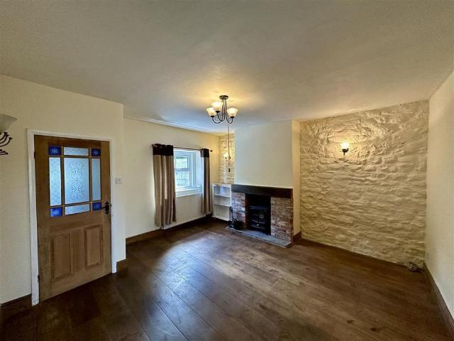 2 bedroom cottage to rent
