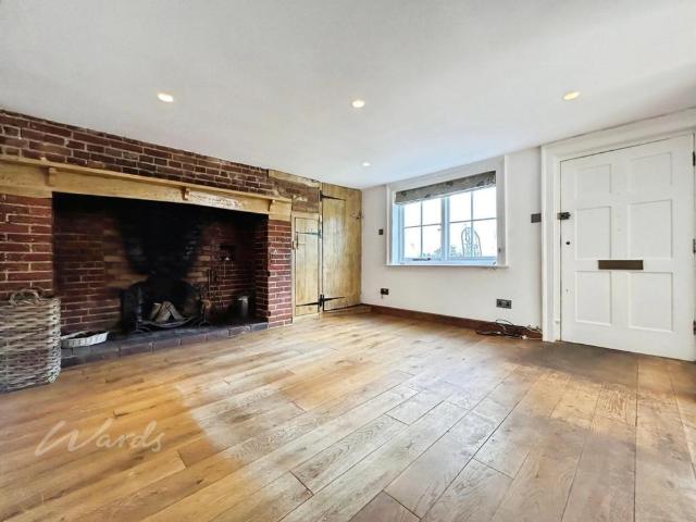 2 bedroom cottage to rent