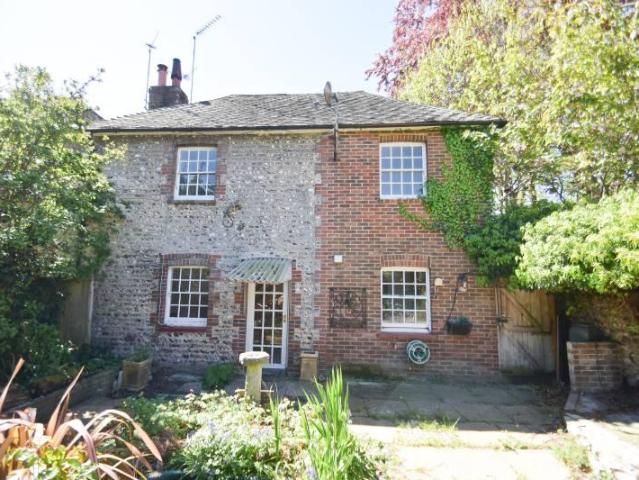 2 bedroom cottage for sale