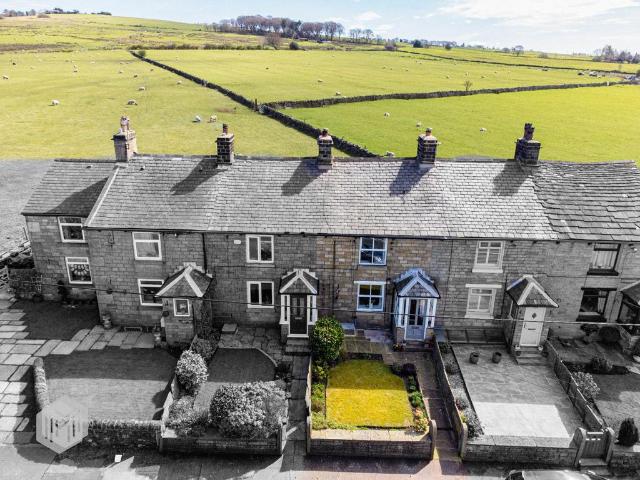2 bedroom cottage for sale