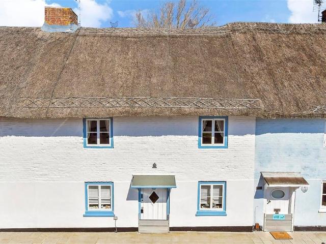 2 bedroom cottage for sale