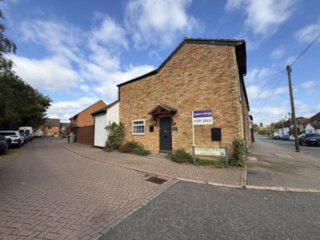 2 bedroom cottage for sale