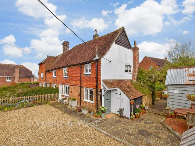 2 bedroom cottage for sale