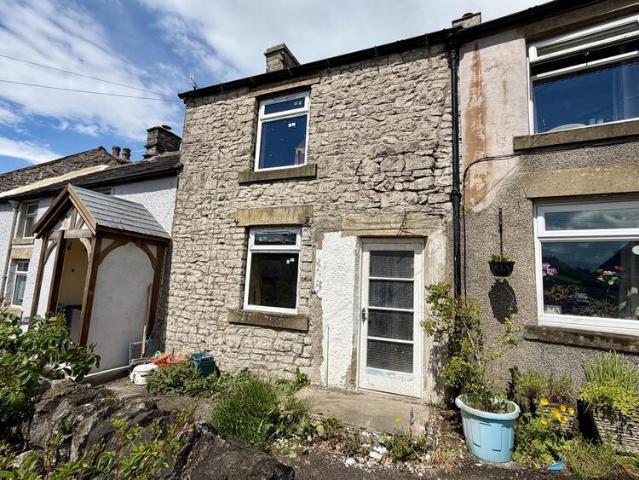 2 bedroom cottage for sale