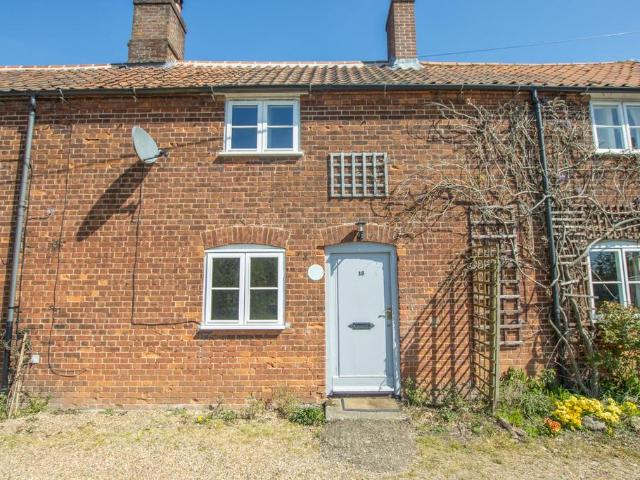 2 bedroom cottage for sale