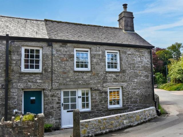 2 bedroom cottage for sale