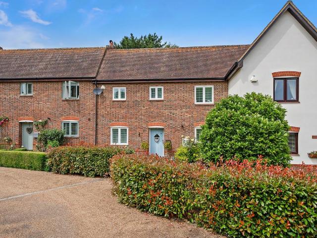 2 bedroom cottage for sale
