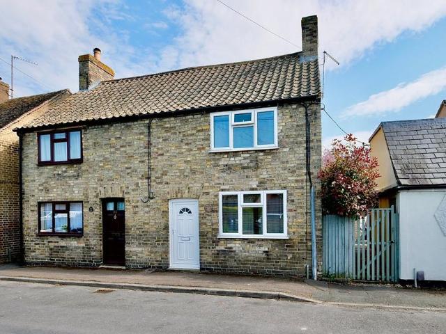2 bedroom cottage for sale