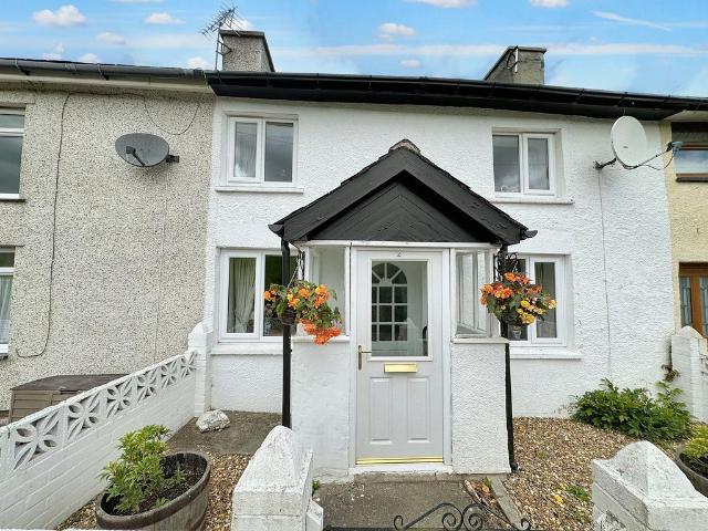 2 bedroom cottage for sale