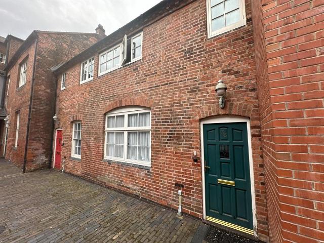 2 bedroom cottage for sale