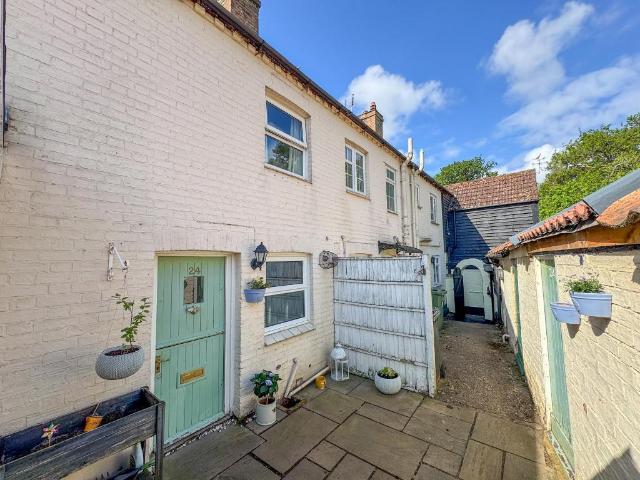 2 bedroom cottage for sale