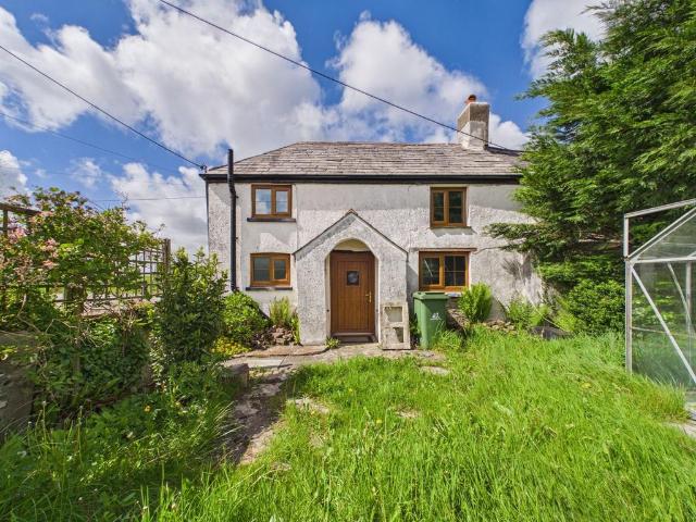 2 bedroom cottage for sale
