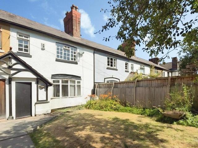2 bedroom cottage for sale