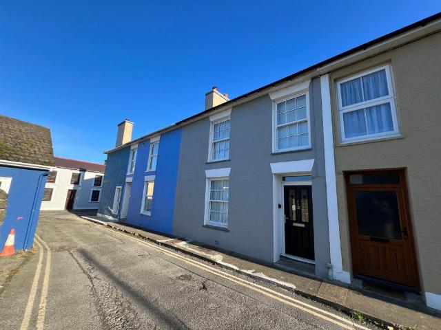 2 bedroom cottage for sale