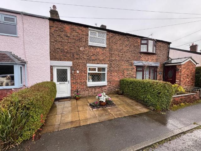 2 bedroom cottage for sale