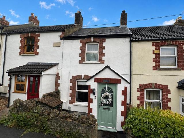 2 bedroom cottage for sale