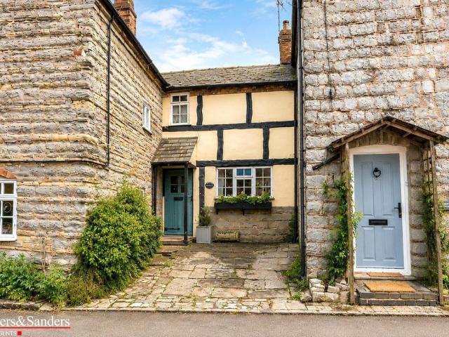 2 bedroom cottage for sale