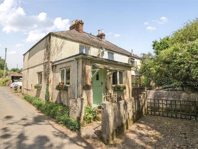2 bedroom cottage for sale