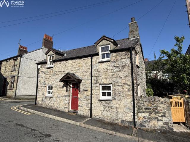 2 bedroom cottage for sale