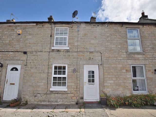 2 bedroom cottage for sale