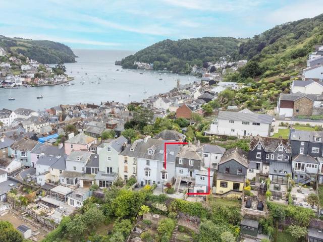 2 bedroom cottage for sale