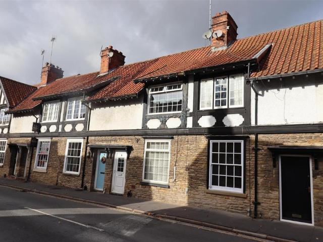 2 bedroom cottage for sale