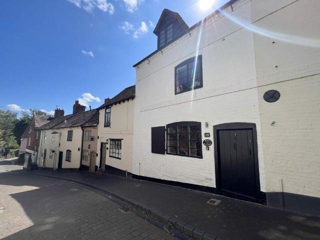 2 bedroom cottage for sale
