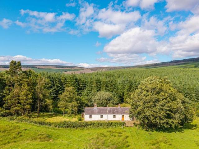 2 bedroom cottage for sale