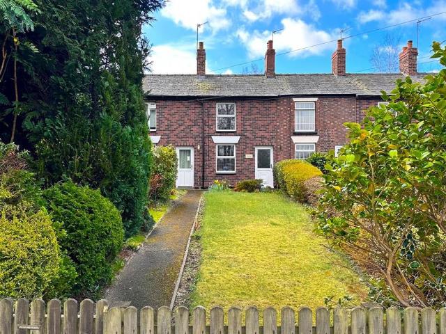 2 bedroom cottage for sale