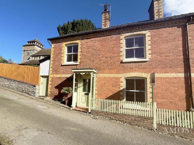 2 bedroom cottage for sale