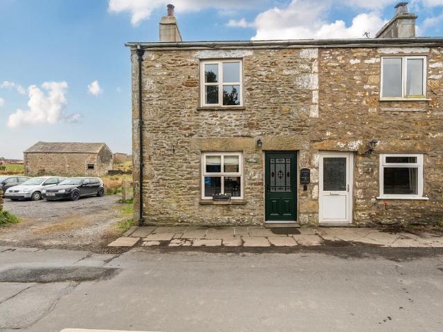 2 bedroom cottage for sale