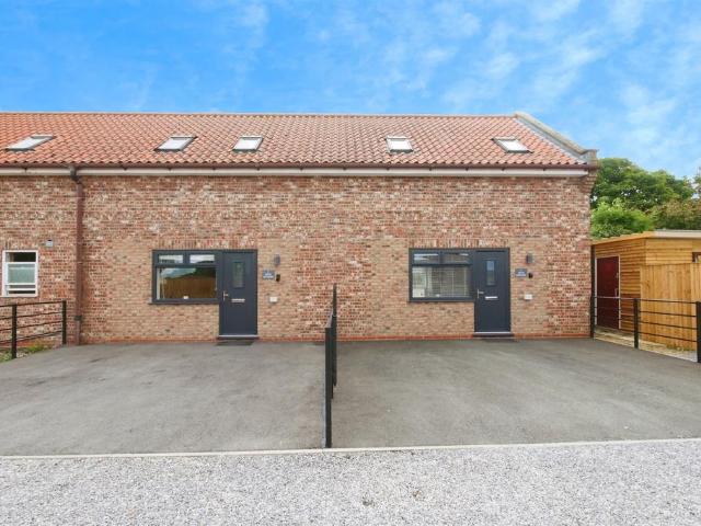 2 bedroom cottage for sale