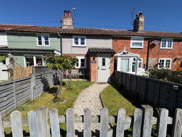 2 bedroom cottage for sale