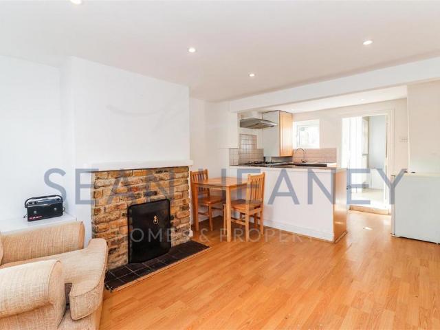 2 bedroom cottage for sale