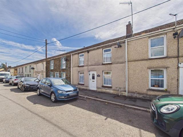 2 bedroom cottage for sale