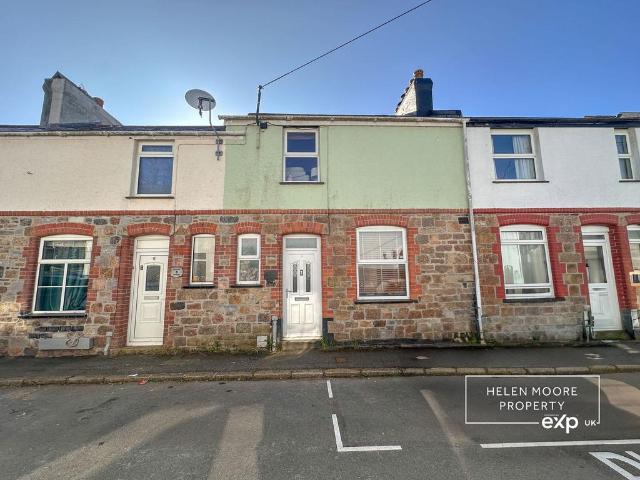 2 bedroom cottage for sale