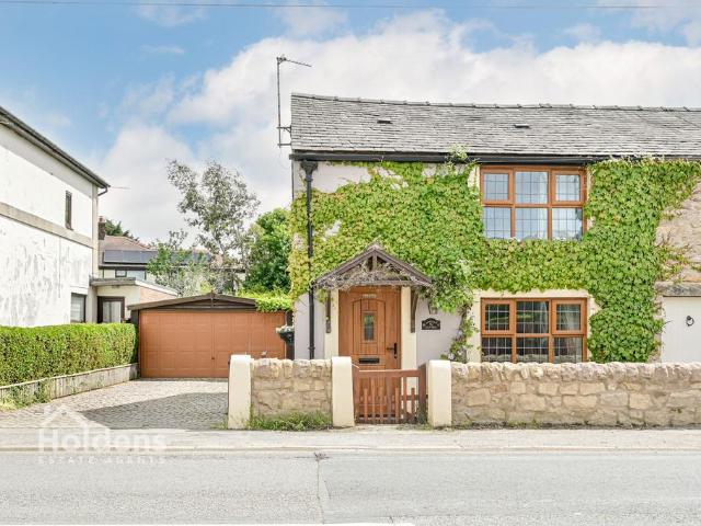 2 bedroom cottage for sale