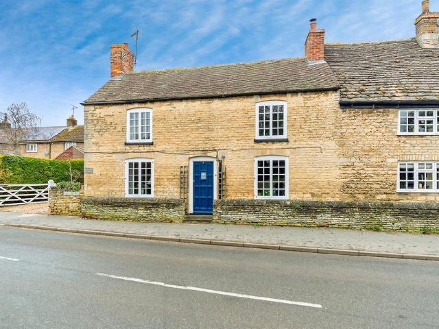 2 bedroom cottage for sale
