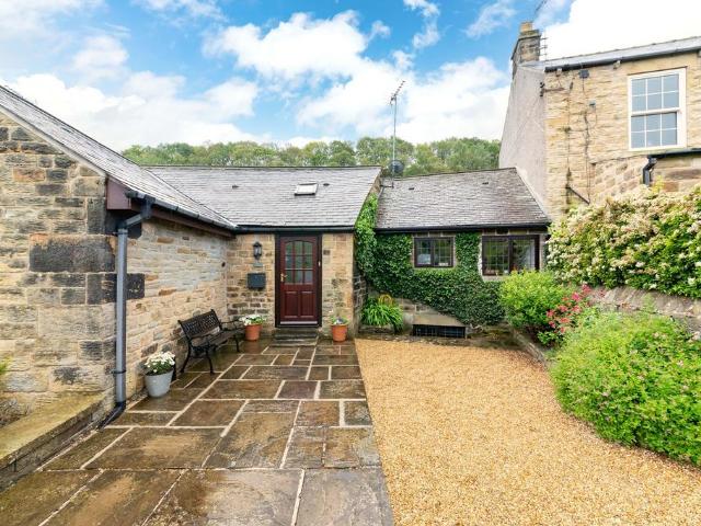 2 bedroom cottage for sale