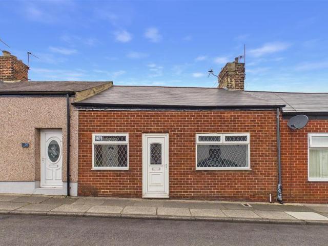 2 bedroom cottage for sale
