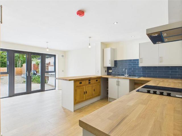 2 bedroom cottage for sale