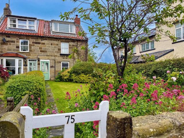 2 bedroom cottage for sale
